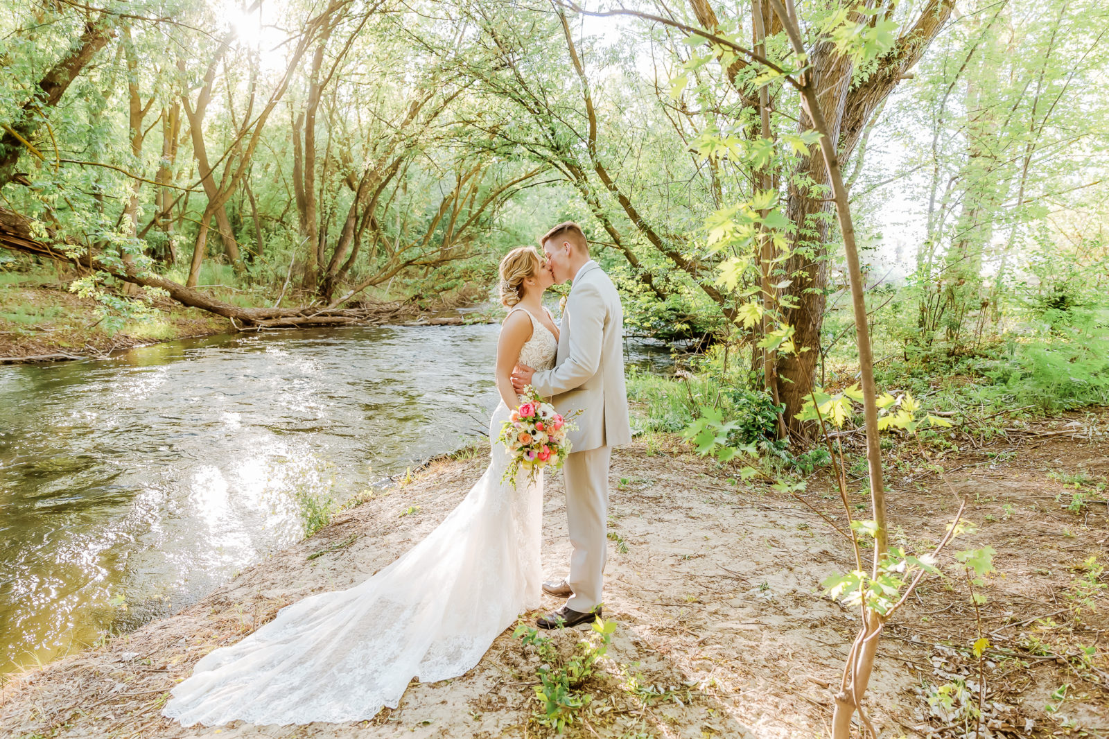 Beautiful Idaho Wedding Venues - jacquesudbrock.com